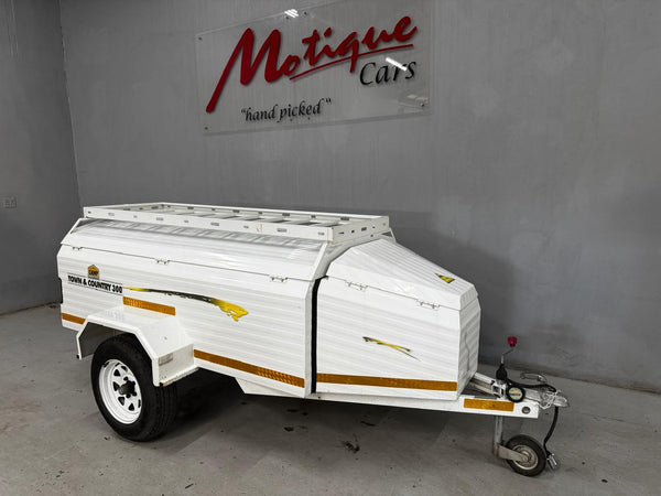 Camp Master Town & Country 300 Trailer – Motique Cars